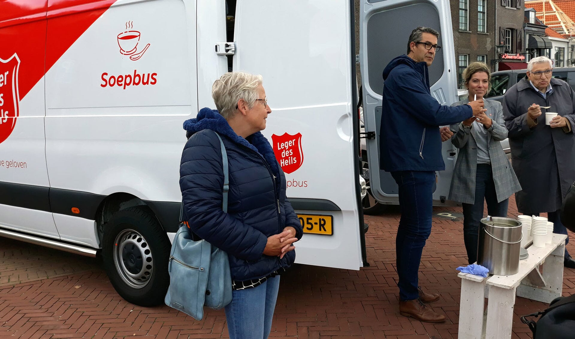 Soepbus Leger Des Heils Gaat In Kampen Rijden Al Het Nieuws Uit