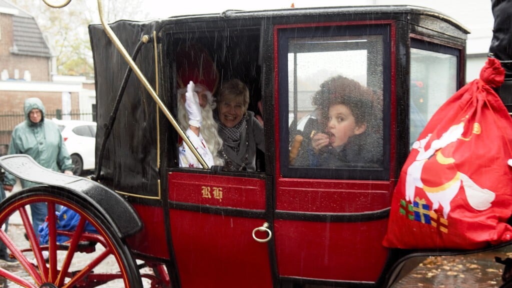 Bikkels Trotseren Regen Intocht Sinterklaas Al Het Nieuws Uit Renkum