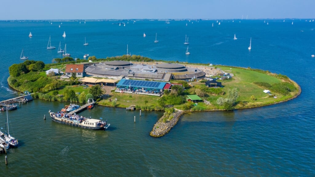 Vaar mee van Almere naar Forteiland Pampus - Almere DEZE WEEK | Dé ... Vaar mee van Almere naar Forteiland Pampus - Almere DEZE WEEK | Dé ...